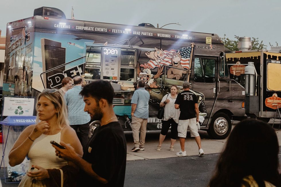 Deet's Barbecue - Ohio BBQ and Catering