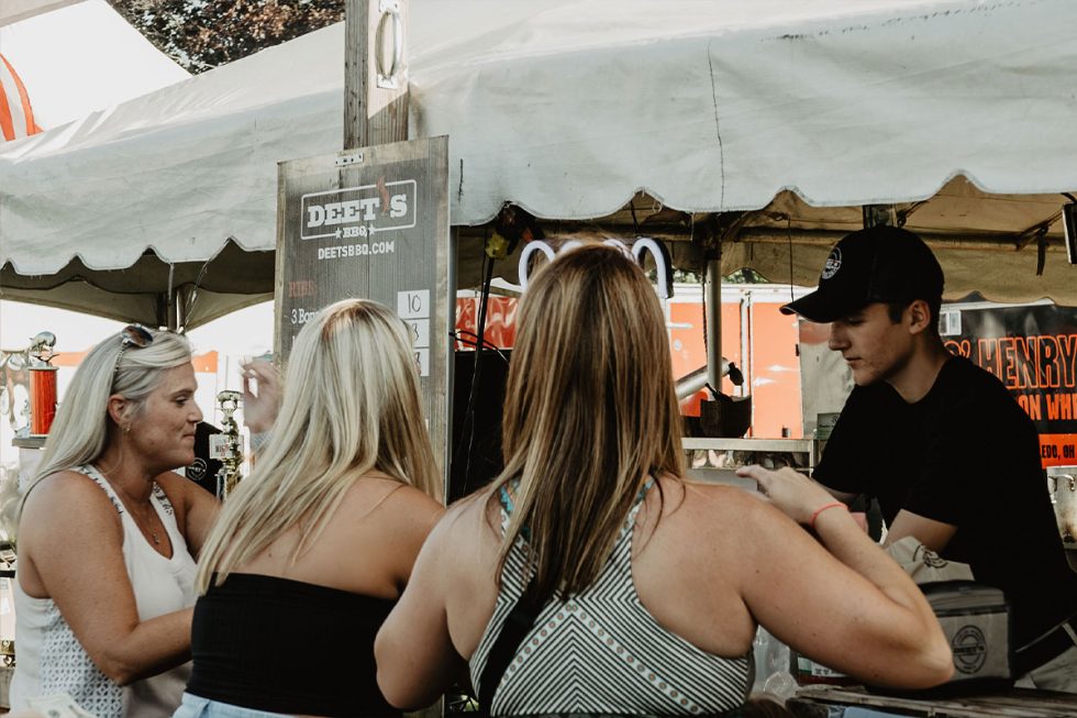 Deet's Barbecue - Ohio BBQ and Catering